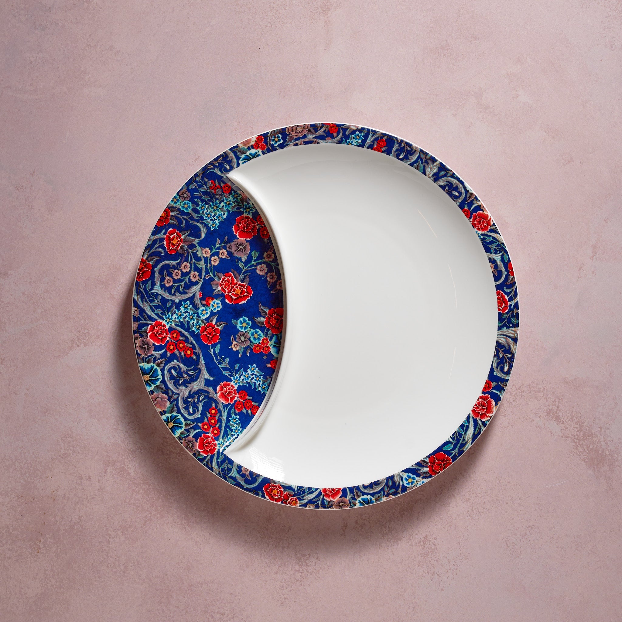 The Lilly Plate
